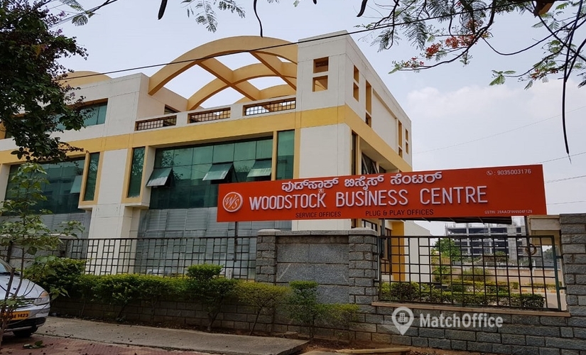 4000 sq.ft. fully furnished officespace space is available
