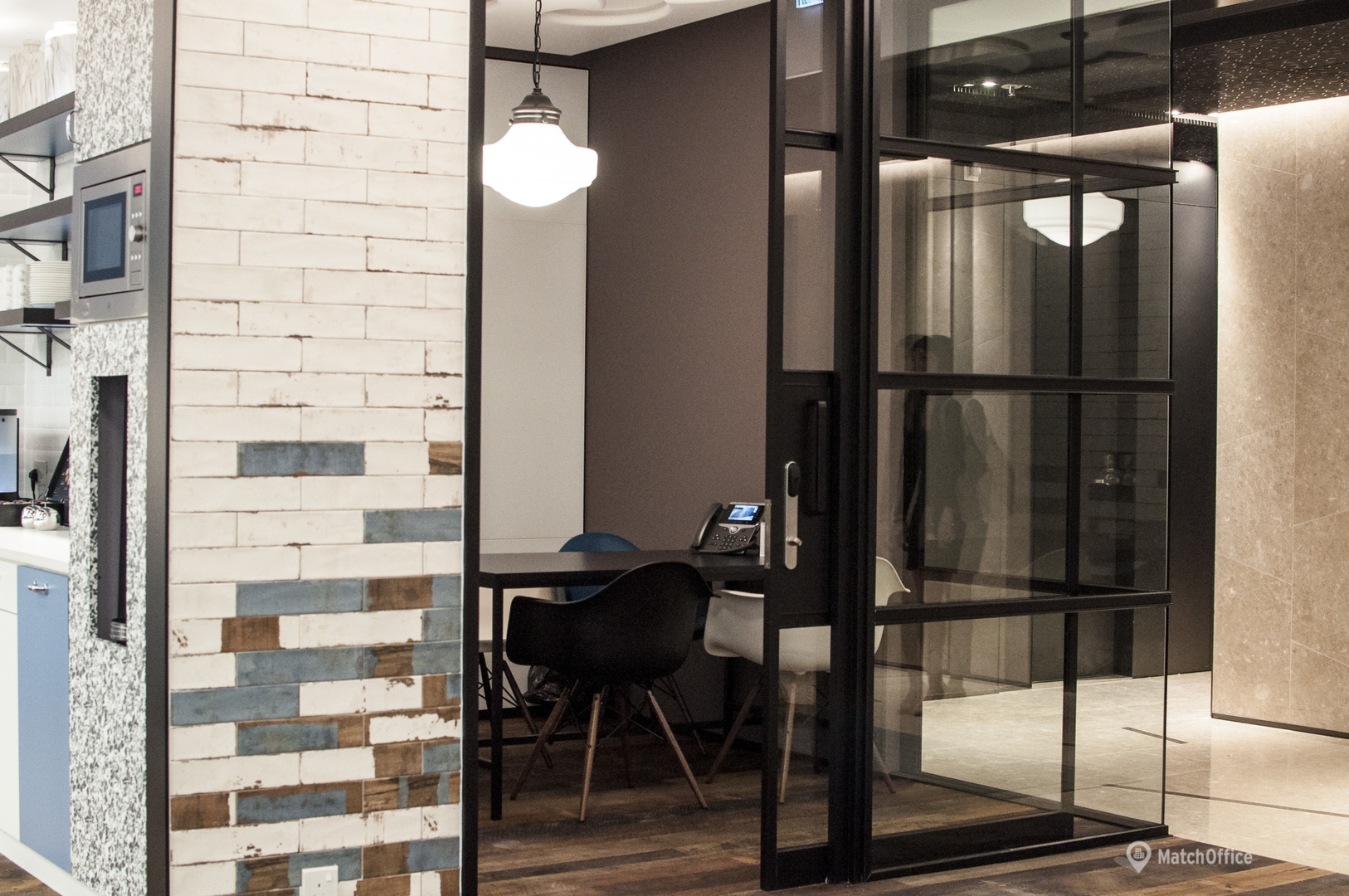 Office Suite in Central, Hong Kong Level 5-19 Two Chinachem Central ...