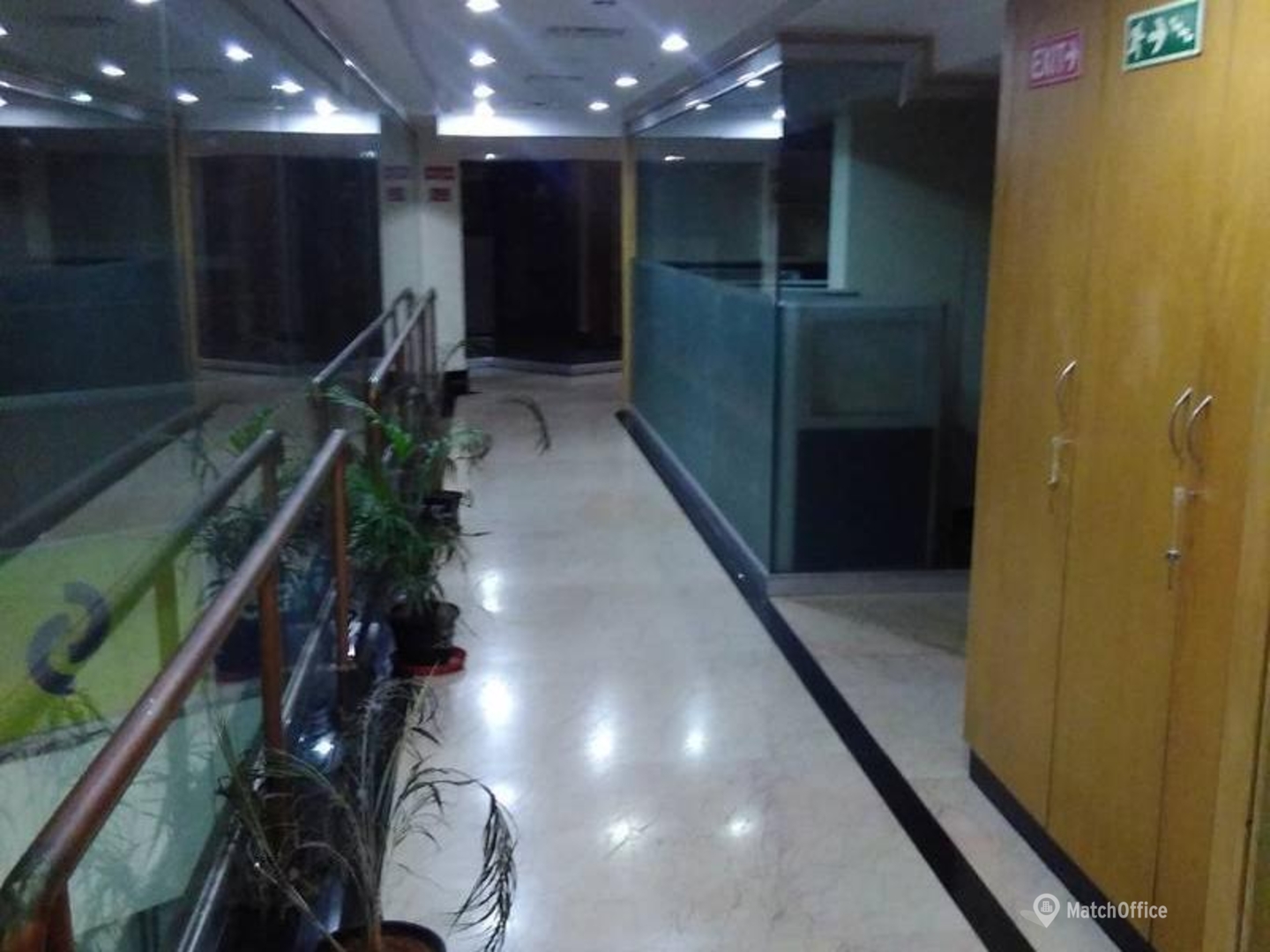 Premium Bussiness Suites for Rent at Raheja Plaza, # 17, Commissariat ...
