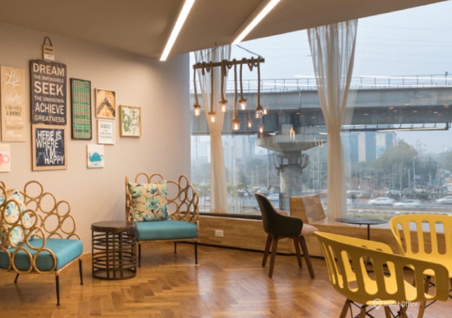 Office Space in DLF CyberHub Building 10, Gurgaon