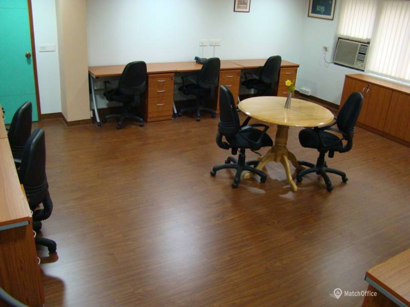 Shared Workspace on DBS House 10/2, Kolkata for Lease | MatchOffice.com