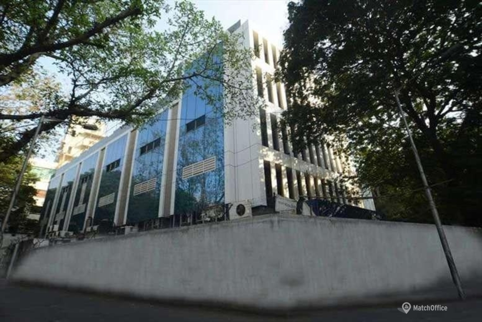 The business center at Dr. S.S. Road