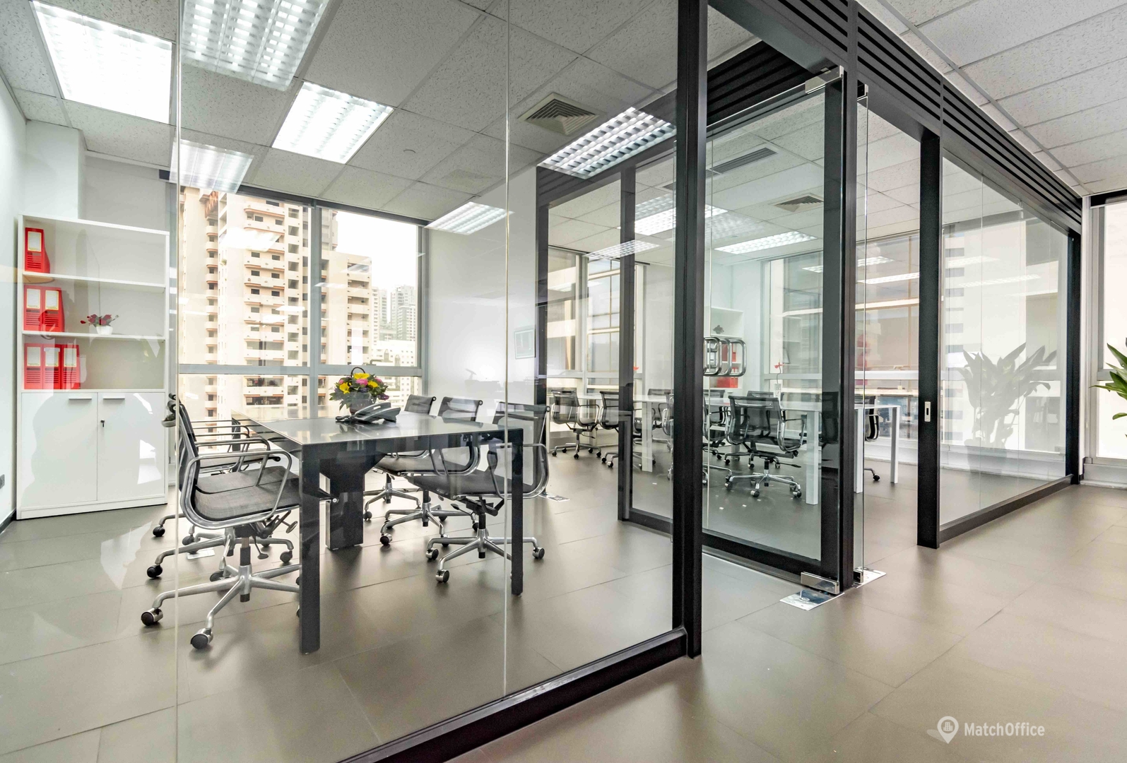 RSU Tower, Soi Sukhumvit 31, Phrom Phong BTS — Prestigious Business ...