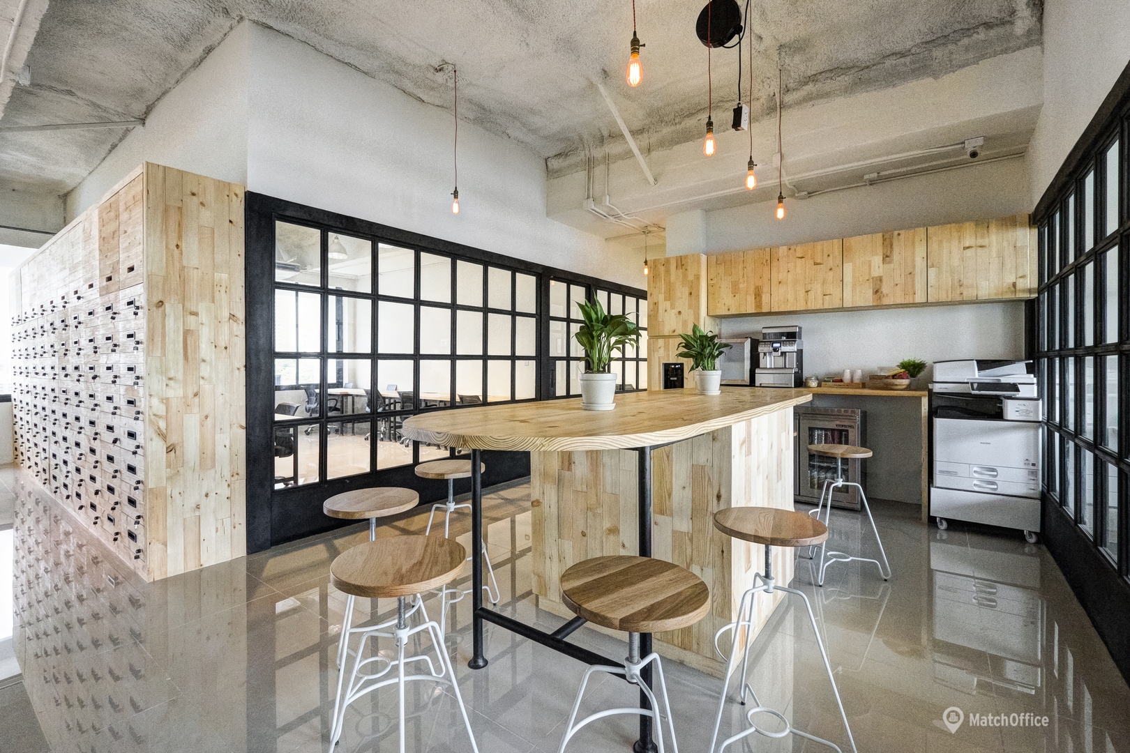 Shared Workspace on 5/F Chavanich Building, Bangkok for Rent ...