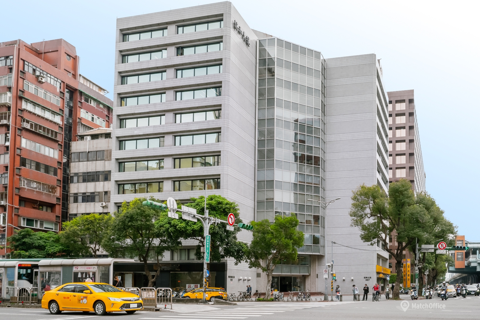 8/F, No.367, Fuxing N. Rd. — The Best Business Centers for Rent in ...