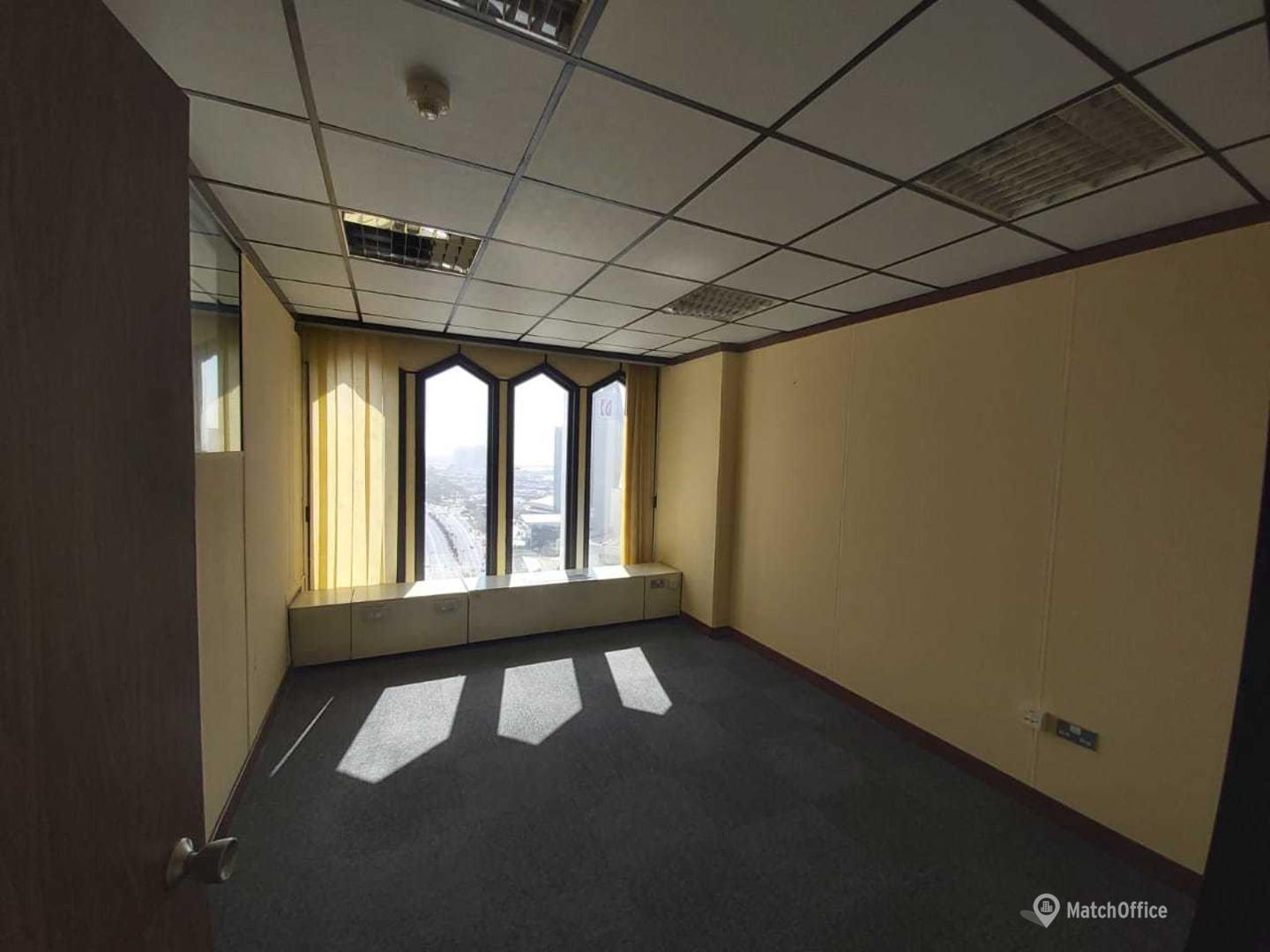Premium Bussiness Suites for Rent inAl Masraf Tower, Dubai MatchOffice