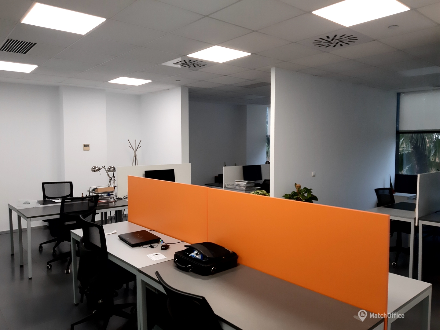 Coworking en Carretera de la Exclusa nº 11, Sevilla - MatchOffice.es