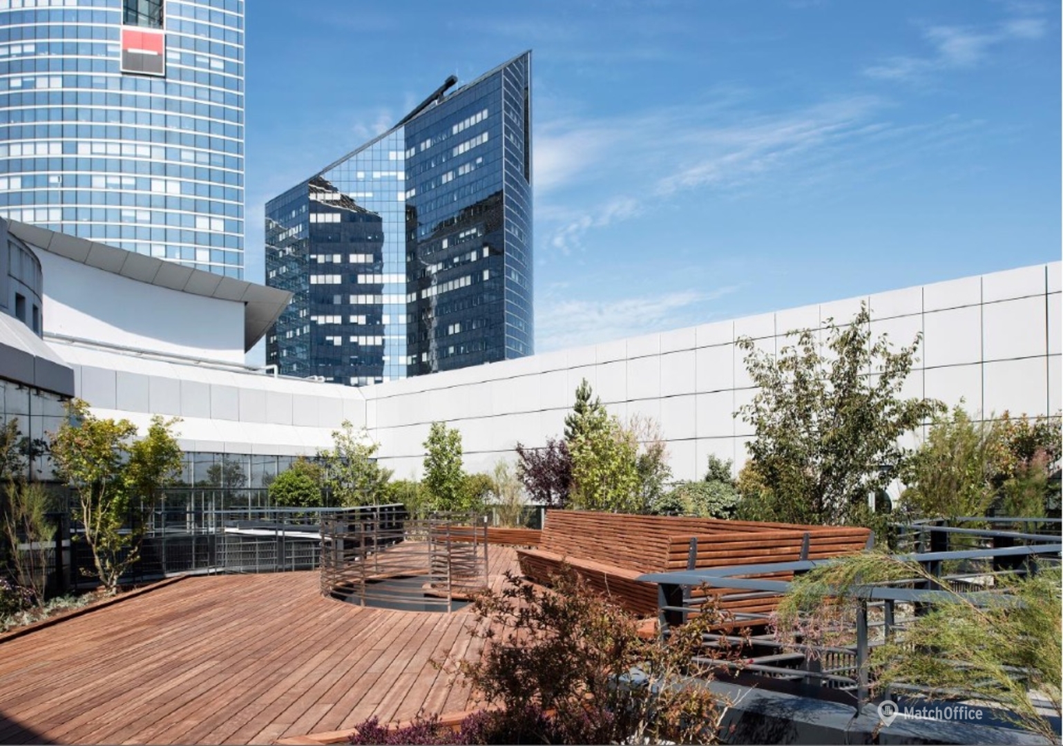 Louez immobilier professionnel à La Défense, Cours Valmy 13, 2000 m² ...