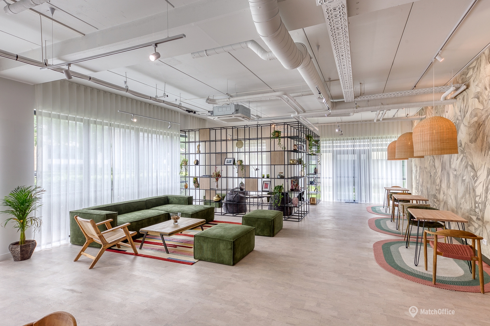 Office Spaces for Lease on Boulevard Michaēl Faraday 2, Val d'Europe ...