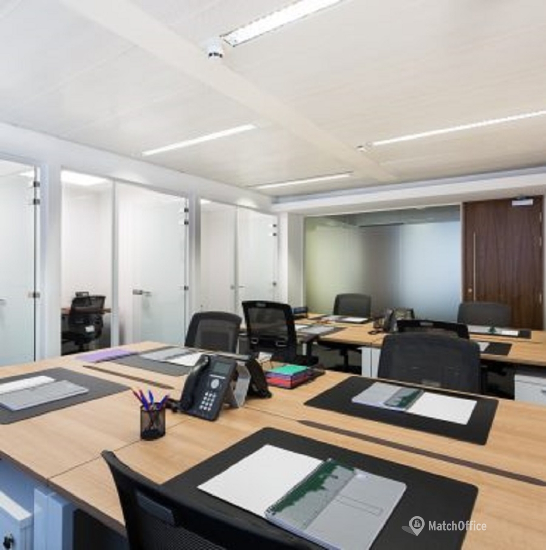 30 Crown Place London, EC2A 4EB The City of London Meeting room 10 m² ...