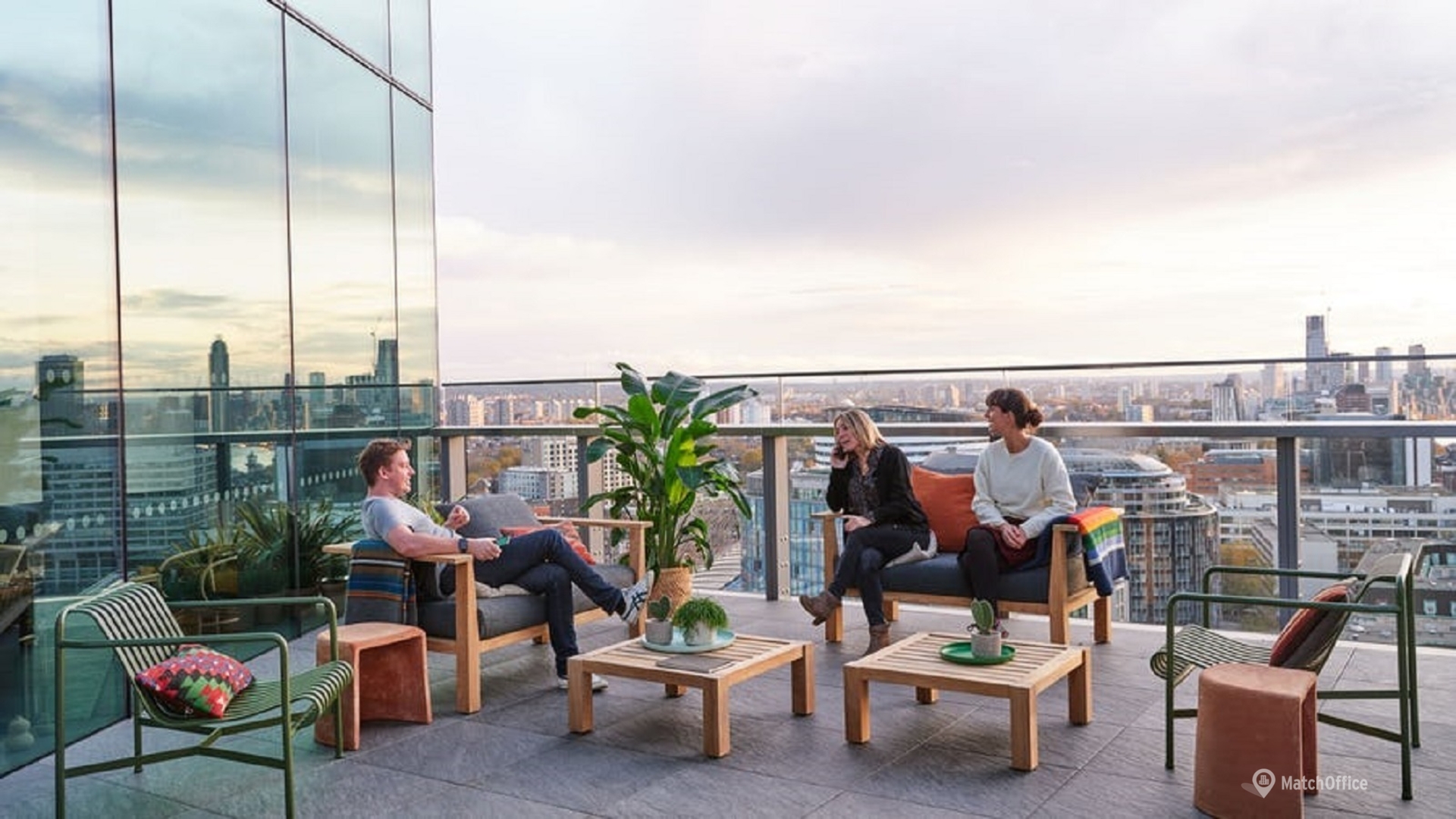 10 York Road, SE1 7ND Central London - Coworking spaces 200 m² MatchOffice