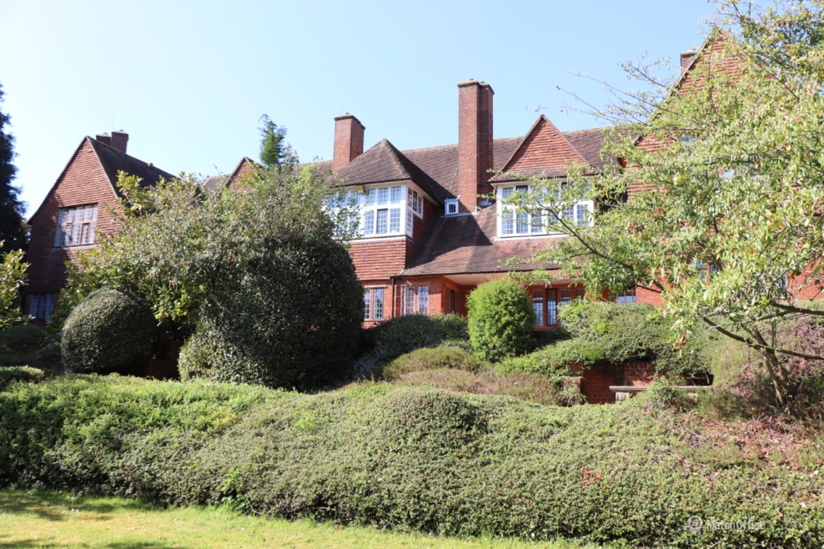 Basingstoke, Chineham Court