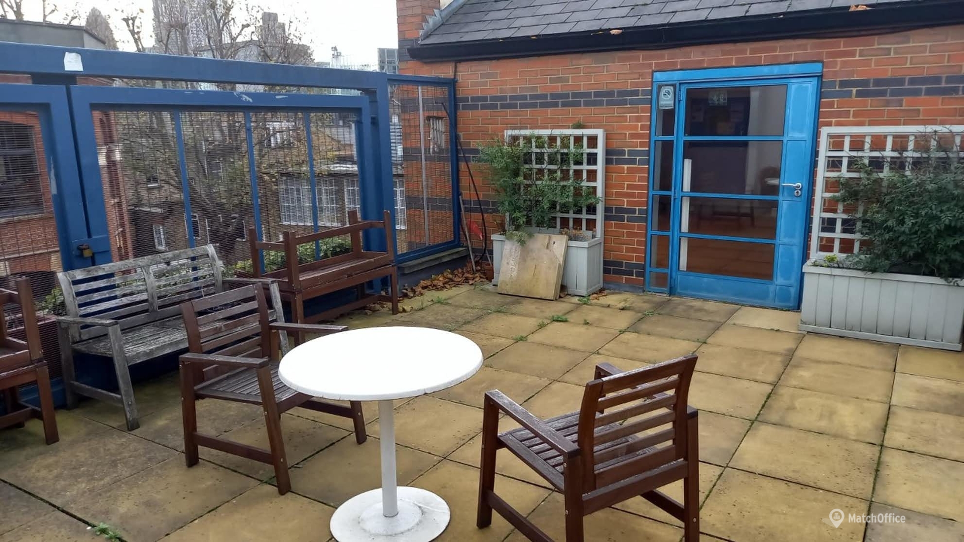 18 Club Row, Shoreditch, E2 7EY City of London - Business centre 625 m² ...