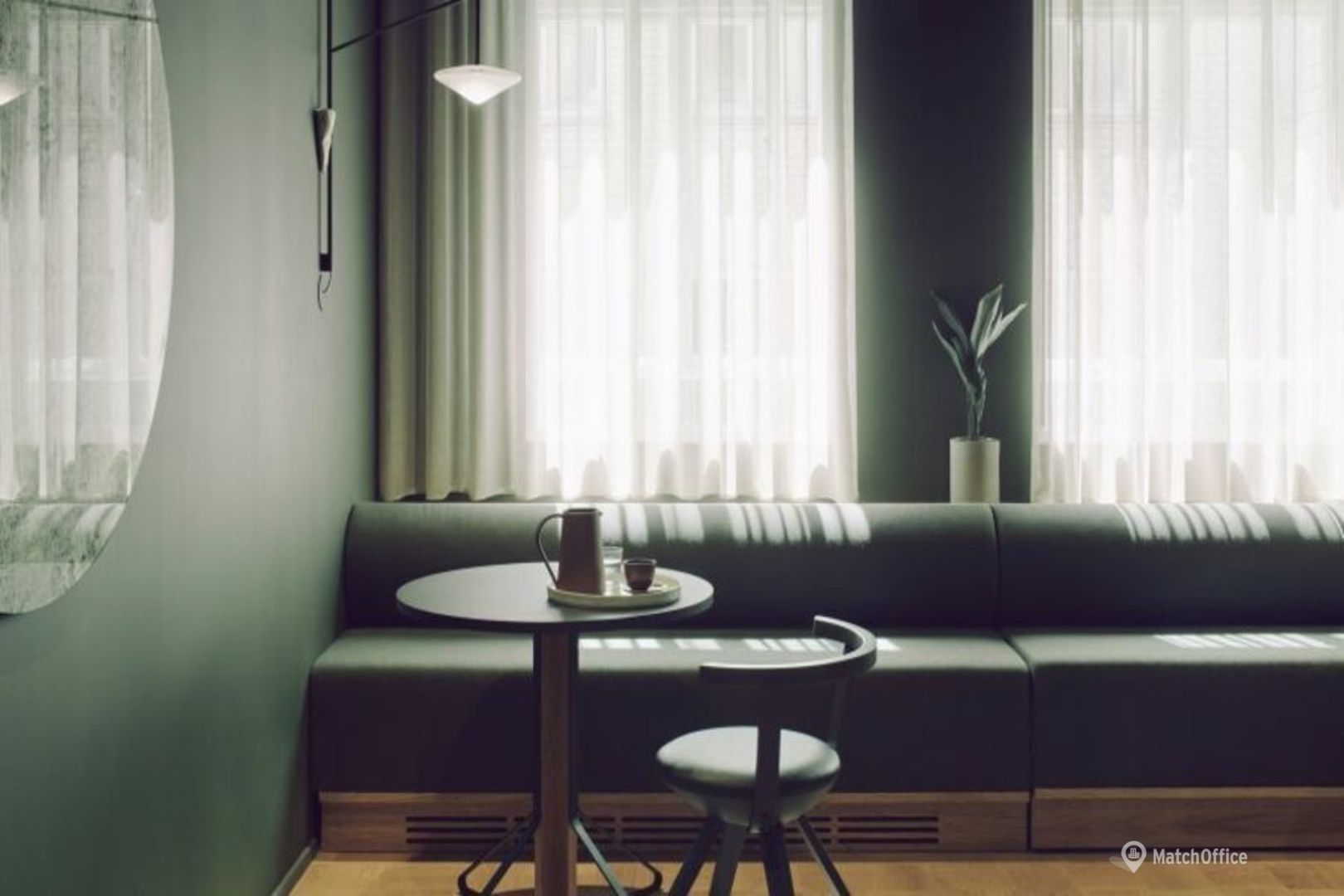 Red Lion Square 12, WC1R 4HQ Central London - Coworking spaces 10 m² ...