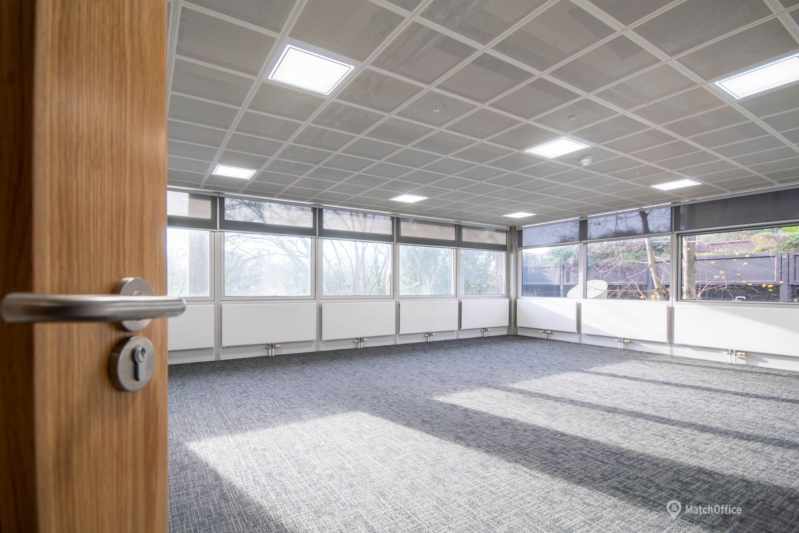 Basing View, RG21 4HG Hampshire - Business centre 12 m² MatchOffice.co.uk