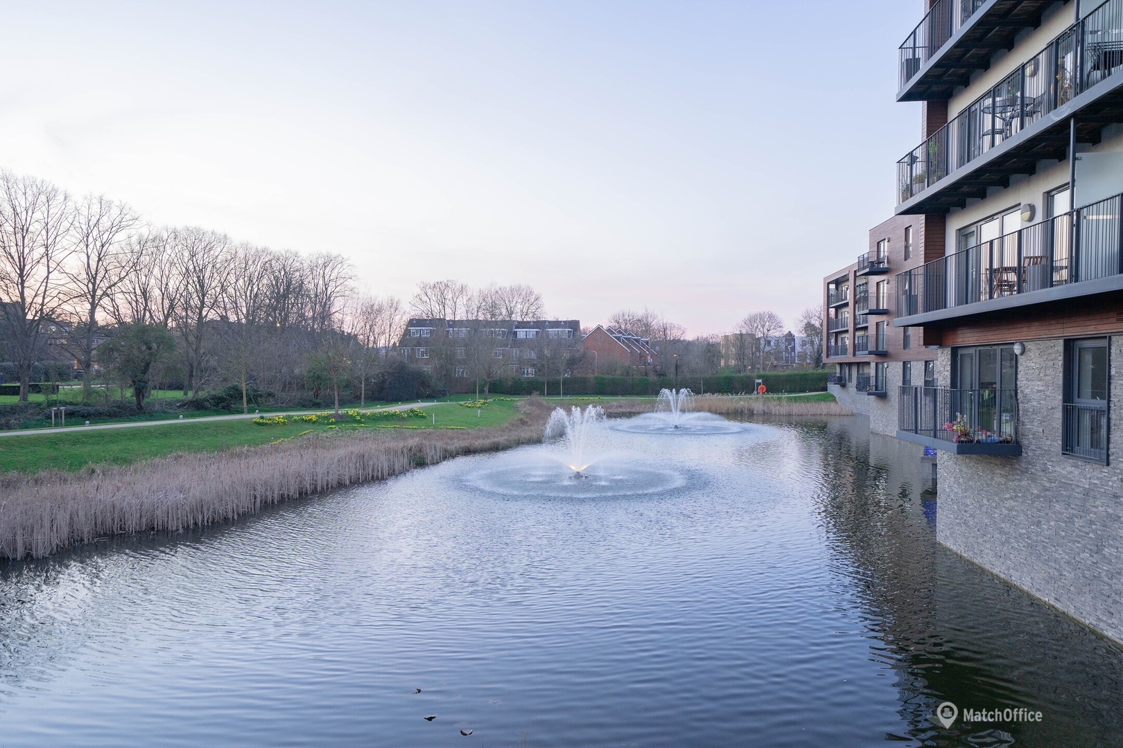 Howard Rd, HA7 1BT Central London - Business centre 140 m² MatchOffice ...