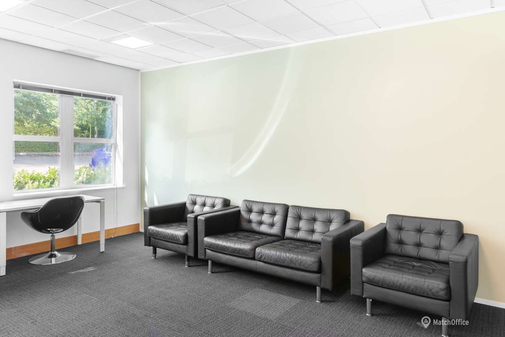 960 Capability Green, LU1 3PE Luton - Business centre 10 m² MatchOffice ...