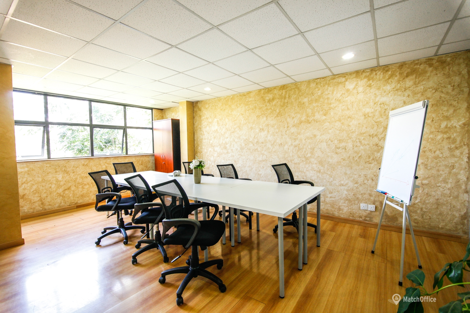 Private Office Space For Rent on Saachi Plaza, Argwings Kodhek road ...