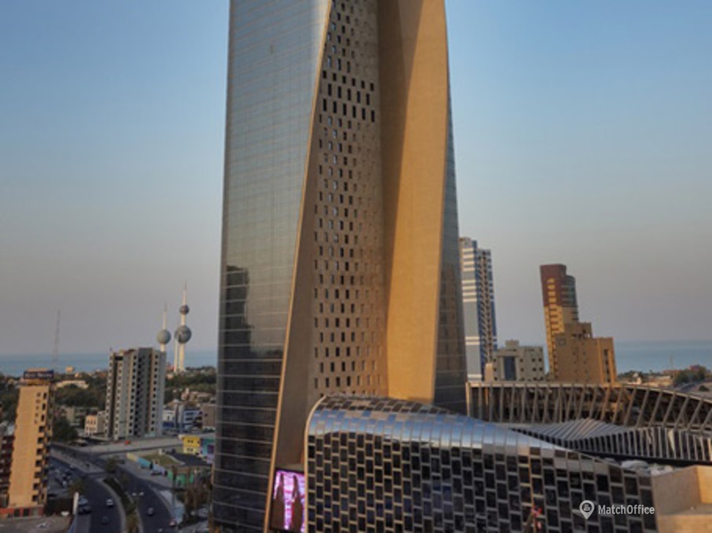 Coworking Office on Al Hamra Tower, Kuwait City for Lease | MatchOffice.com