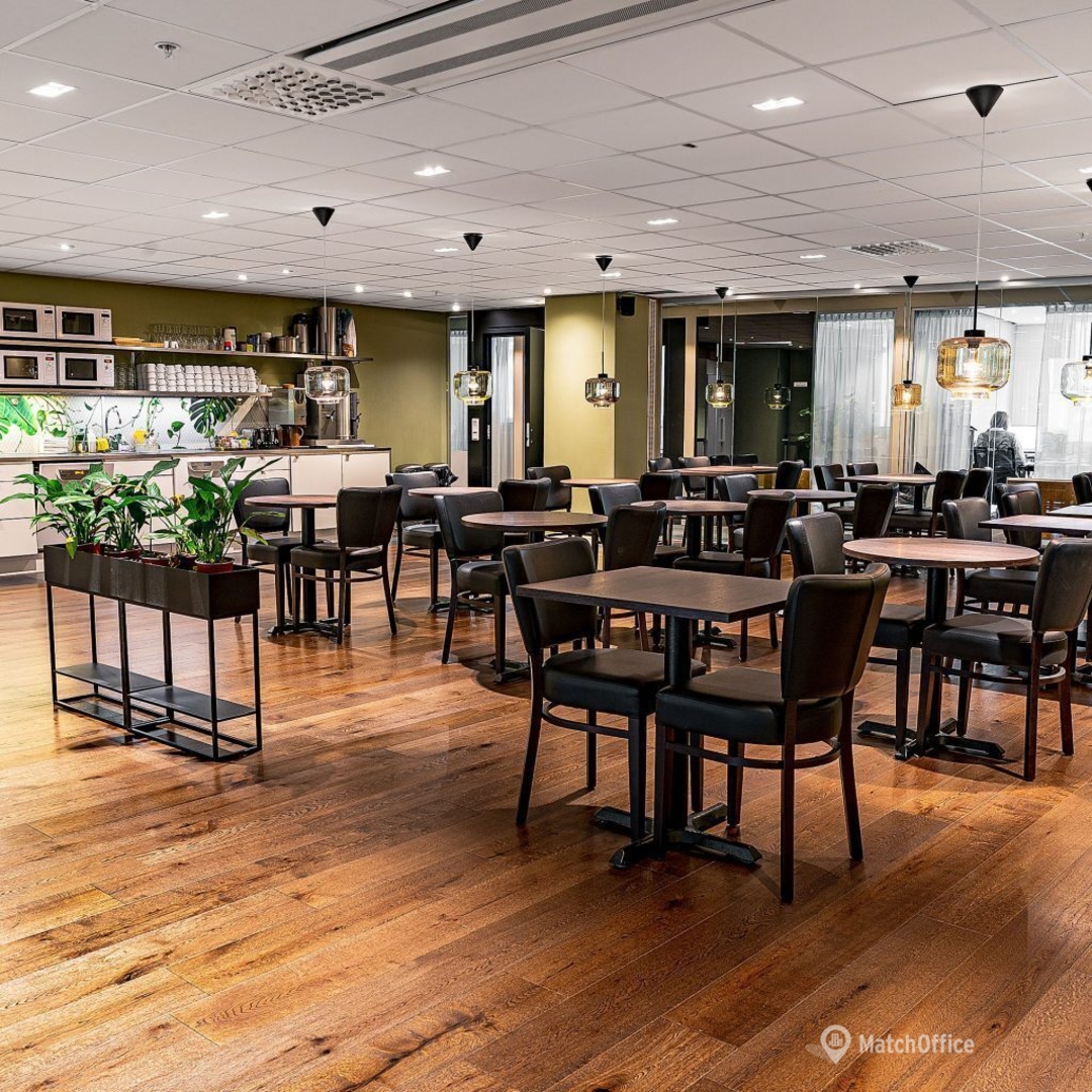 Olof Palmes gata 11 Stockholm | IOFFICE Business Center