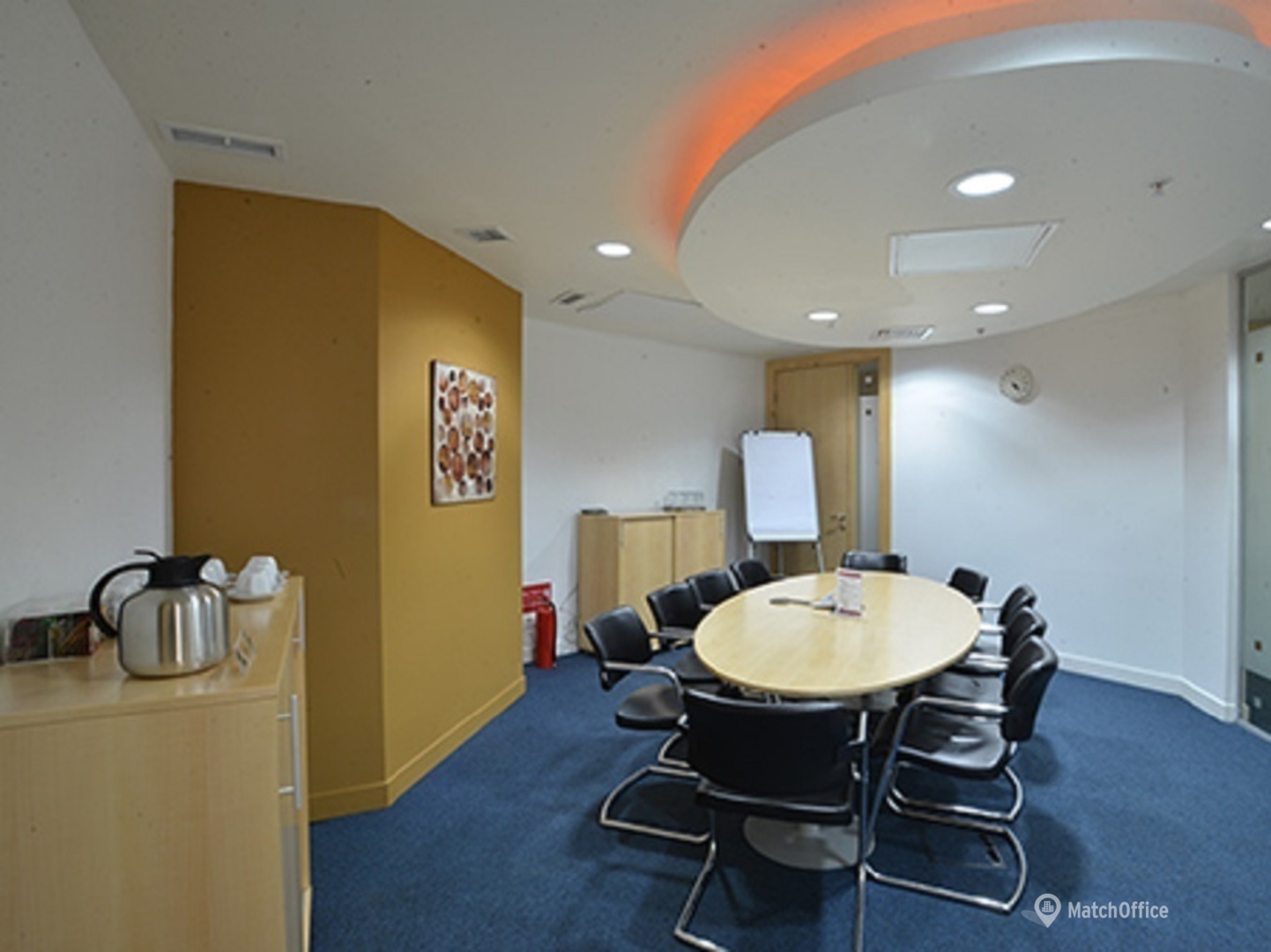 A prestigious business address in a prime location