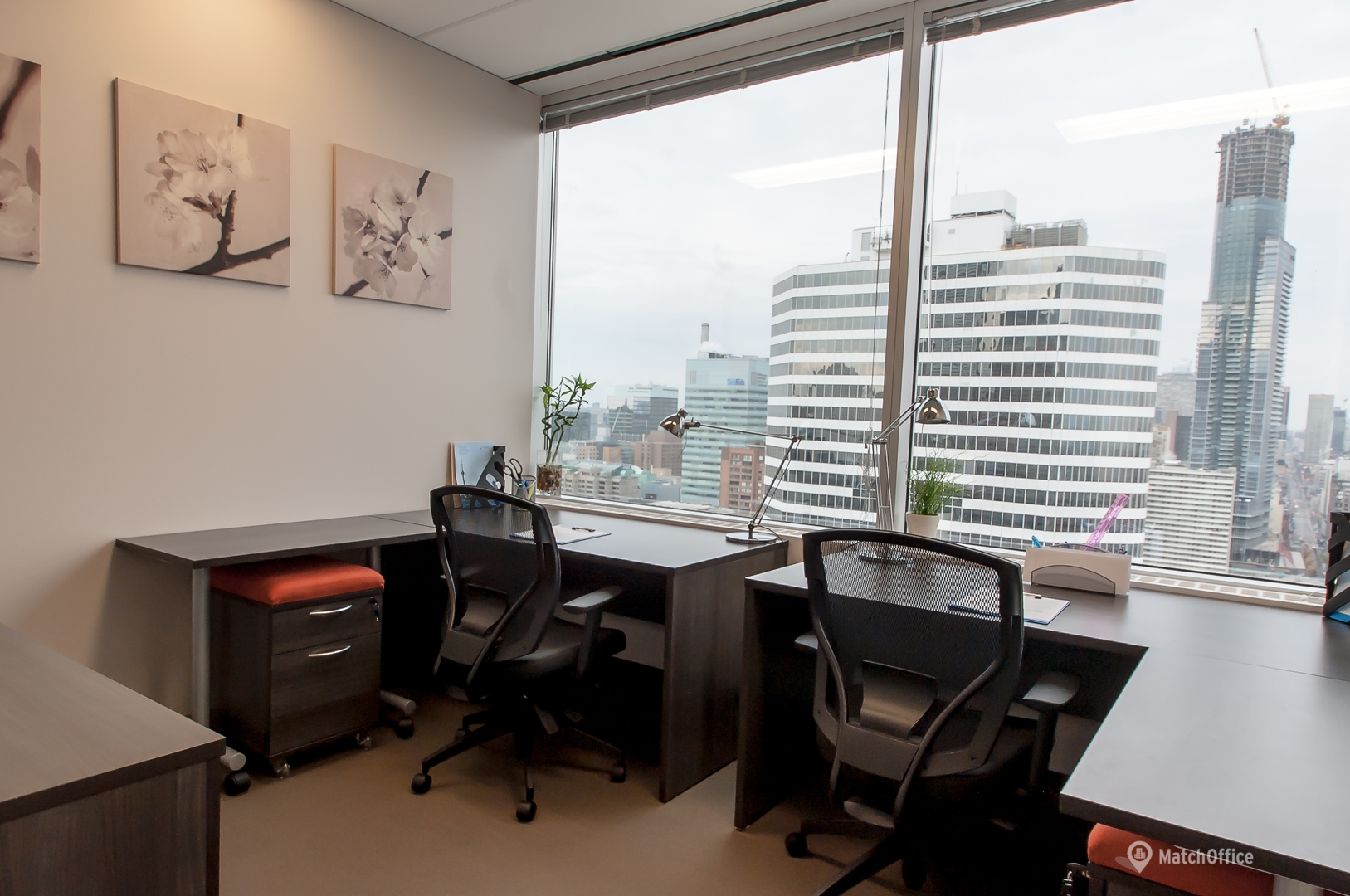 Prestigious Meeting Venue for Book in 250 Yonge Street MatchOffice.com