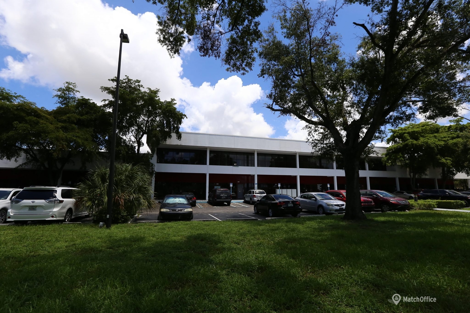 14505 Commerce Way — Prestigious Bussines Suites for Lease in Miami ...