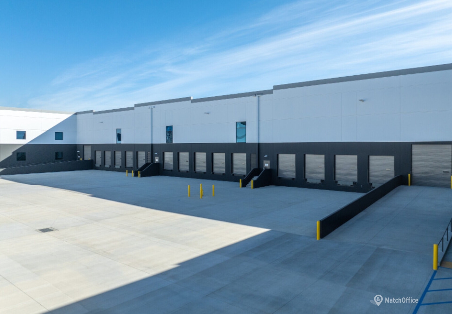 Explore Warehouse Space in Banana Avenue 11179 MatchOffice.com